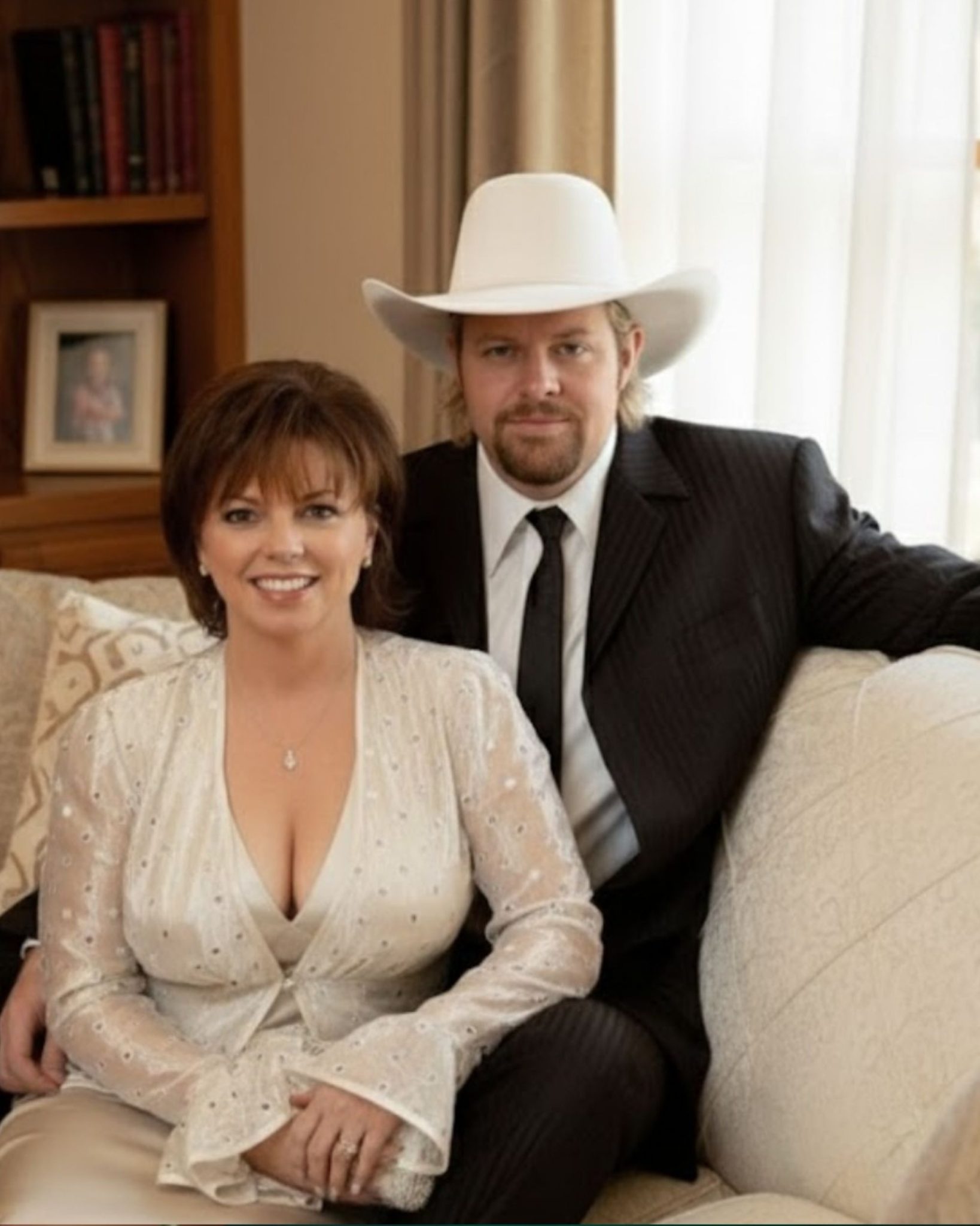 He wrote about cowboys and courage, but when Toby Keith sang “You Shouldn’t Kiss Me Like This ...